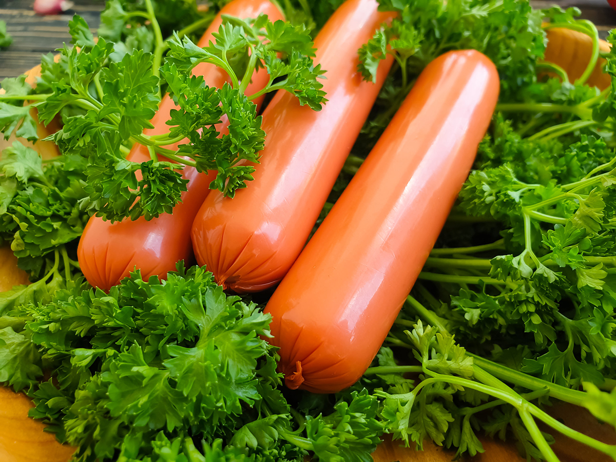 Freezing Hot Dogs Explained (Cooked & UnCooked) - Easy Freezing