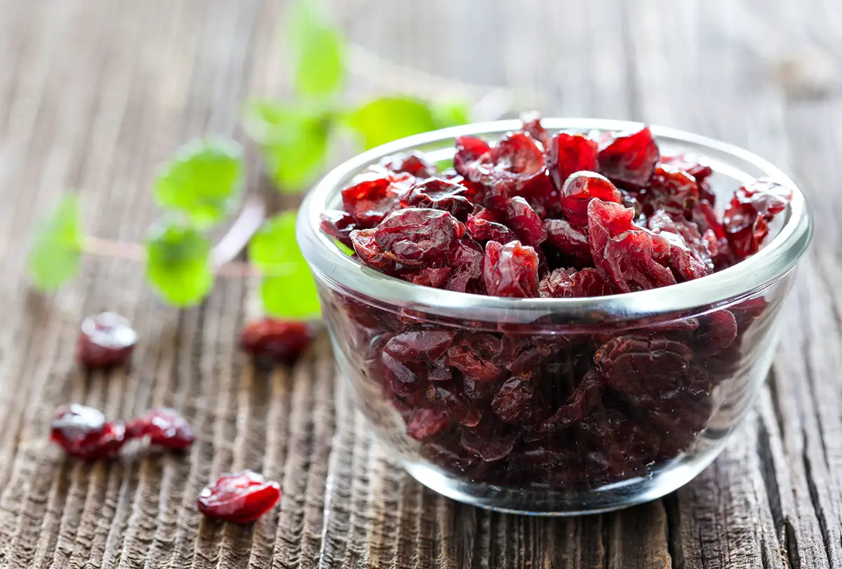 An Easy Guide to Freezing Dried Cranberries (Explained) - Easy Freezing