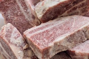 The Best Ways to Freeze Meat (5 Crucial Tips) - Easy Freezing